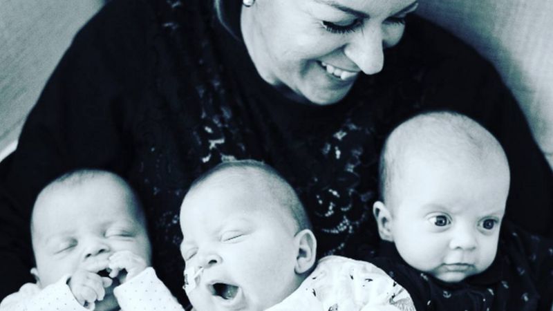 Southern rail strike: 48-hour walkout causes chaos for commuters - BBC News