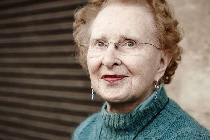 Silicon Valley's 91-year-old designer - BBC News