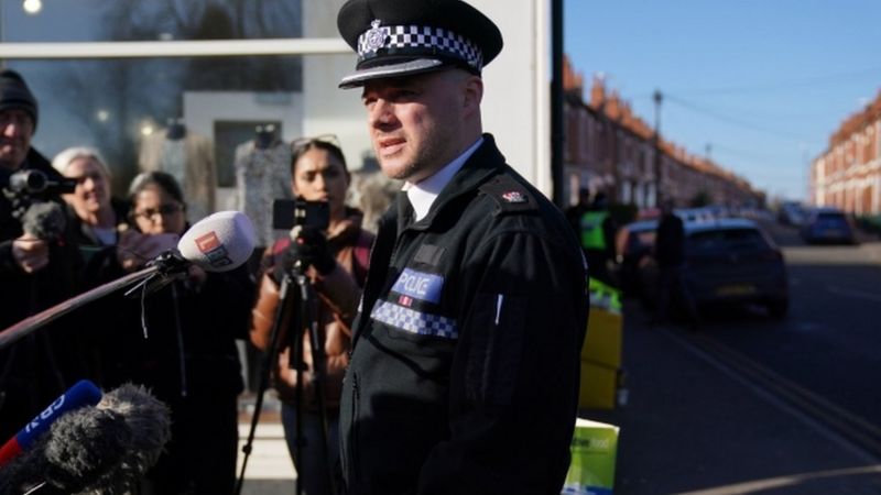 Woman suspected of boy's murder in Coventry is known to family - BBC News