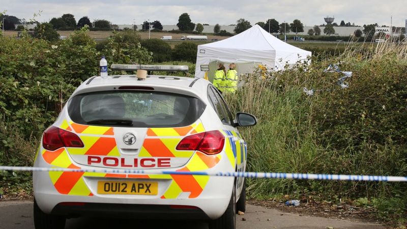 Sharon Fade: CCTV released in Houghton Regis death probe - BBC News