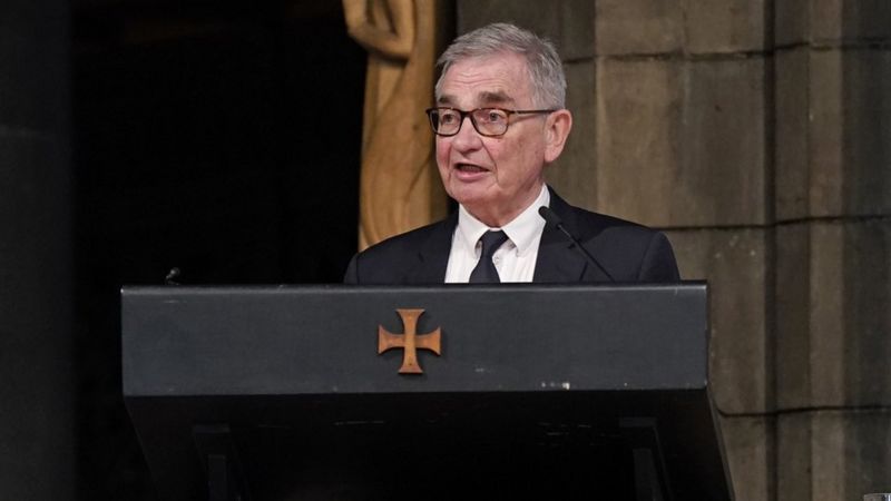 Alistair Darling 'a good man', mourners told - BBC News