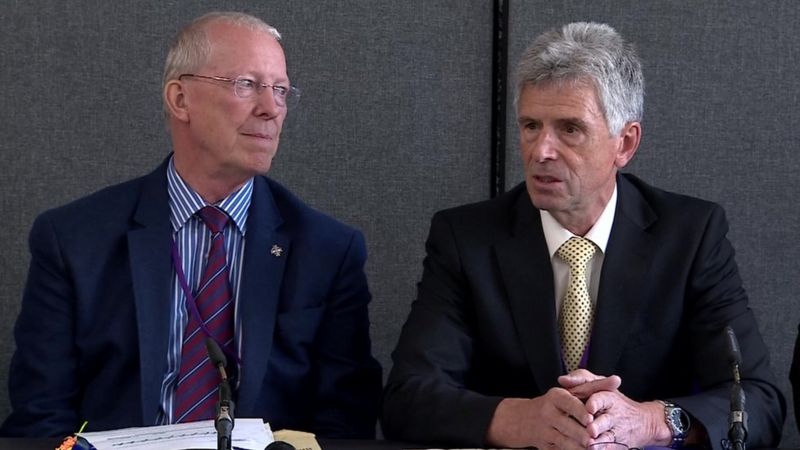 Chilcot report: Families and MPs react to inquiry findings - BBC News