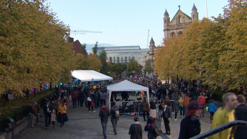 Hundreds perform in Northern Ireland Culture Night - BBC News