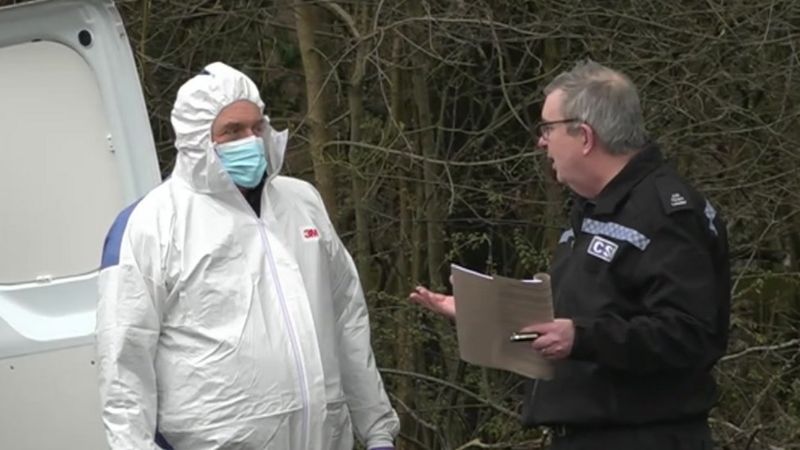 Redditch: Arrest after man stabbed multiple times - BBC News