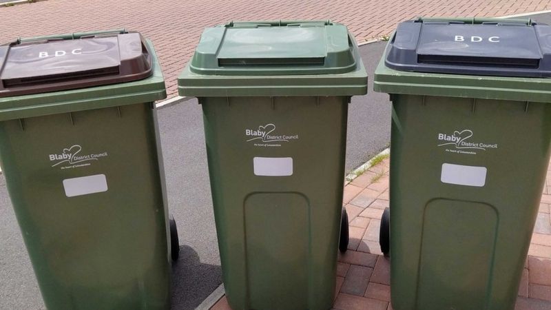 Cornwall bin collections to be earlier due to hot weather - BBC News