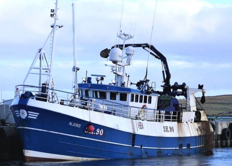 One dead after trawler which sailed from Peterhead capsizes off Norway ...