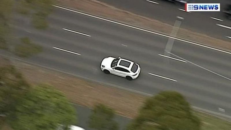 Can you fight back against an intruder? - BBC News