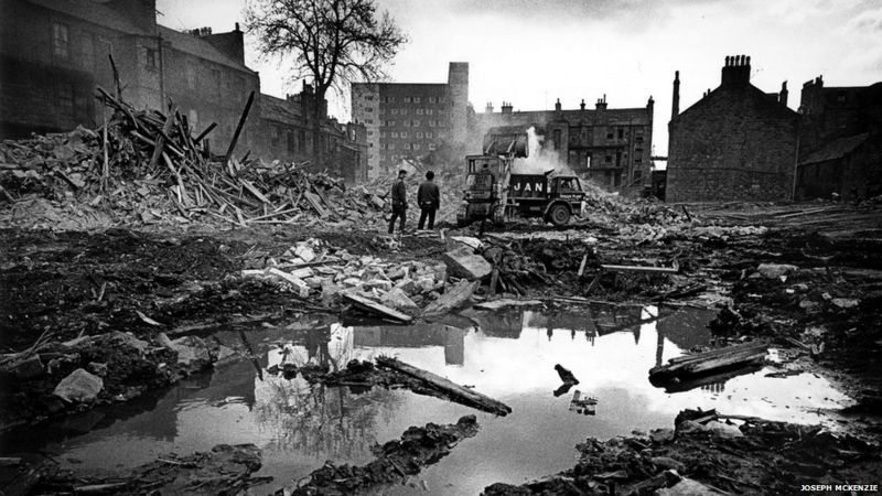 'Father of modern Scots photography' Joseph McKenzie dies - BBC News
