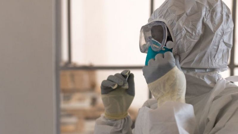 Ebola in Uganda: Three-week lockdown announced for two districts - BBC News