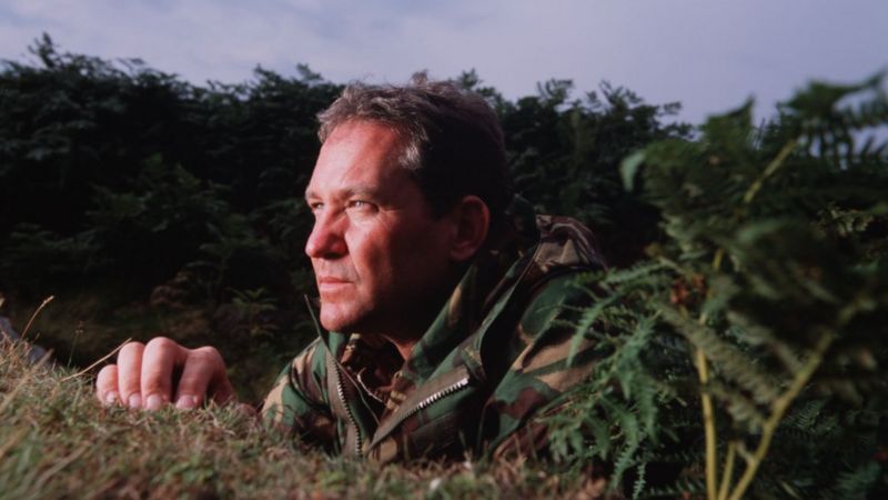 SAS veteran Chris Ryan says NI must stop looking back - BBC News