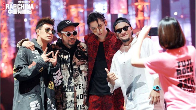 Hip-hop takes centre stage in China for the first time - BBC News
