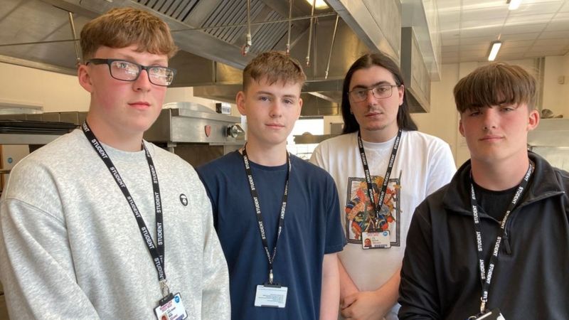 Bournemouth beach deaths: Riptide may have led to drownings - inquest ...