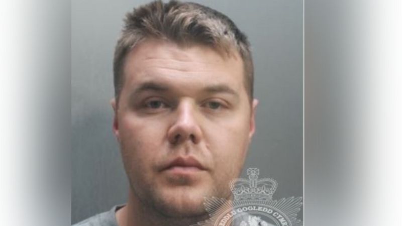 Jade Marsh: Russell Marsh jailed for estranged wife's murder - BBC News