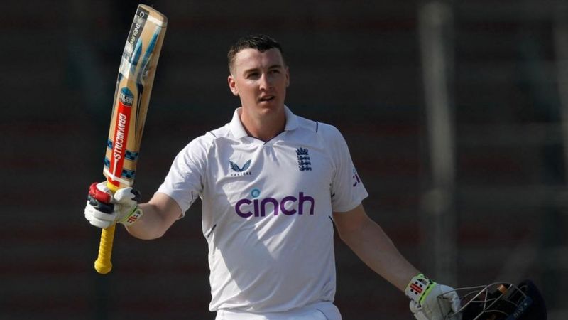 Yorkshire cricketer Harry Brook awarded Freedom of Bradford - BBC News