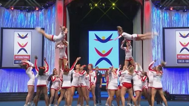 England's cheerleaders are World Champions - BBC News