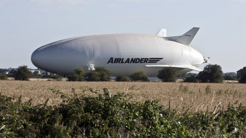 Airlander 10 crash-landed after mooring line snagged power cables - BBC ...