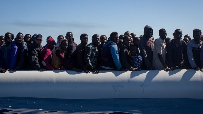 Migrant crisis: Mediterranean rescue as 34 drown - BBC News