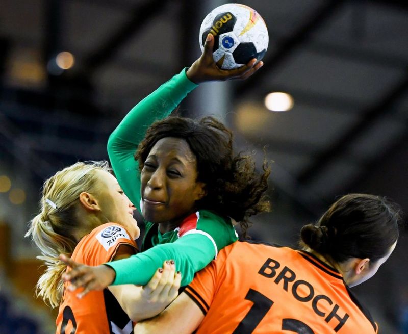 Africa's top shots: 1-7 December 2017 - BBC News