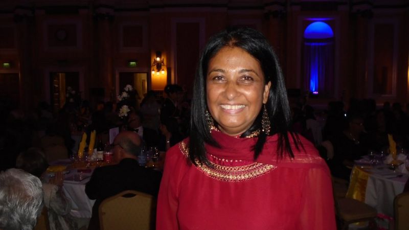 Ethnic women role models celebrated at Cardiff awards - BBC News