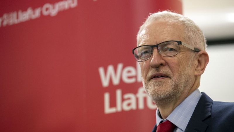 Corbyn criticised over handling of anti-Semitism cases - BBC News