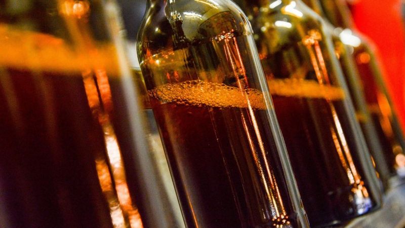 How the craft beer revolution started - BBC News