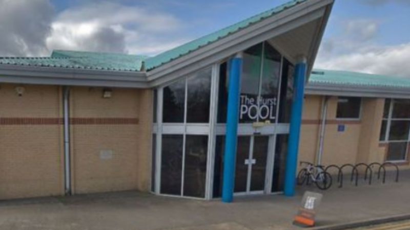 Elmbridge: Hurst Pool in Molesey set for £700k investment - BBC News