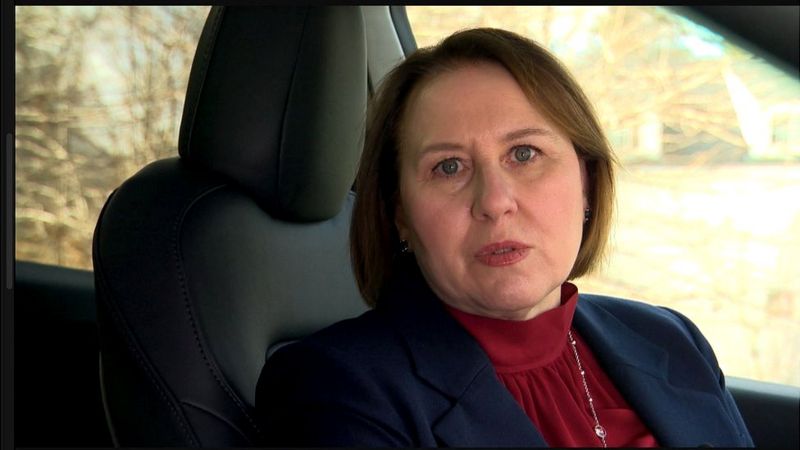 Elon Musk found not guilty of fraud over Tesla tweet - BBC News