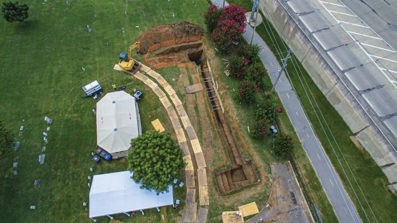 Tulsa massacre: The search for victims, 100 years on - BBC News