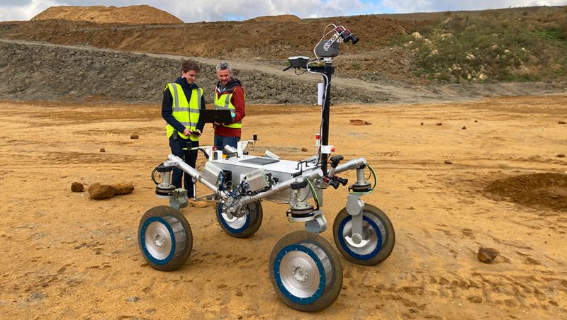 New destination sought for axed UK built Mars rover - BBC News