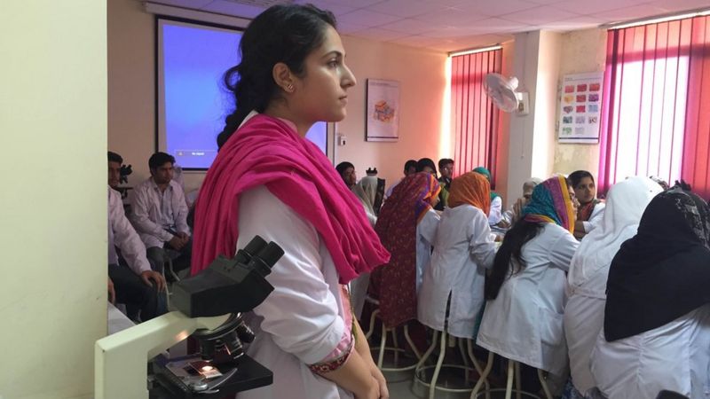 Are Pakistan’s female medical students to be doctors or wives? - BBC News