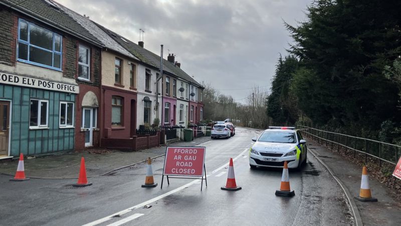 Coedely: Deaths and road closed after bus and car crash - BBC News