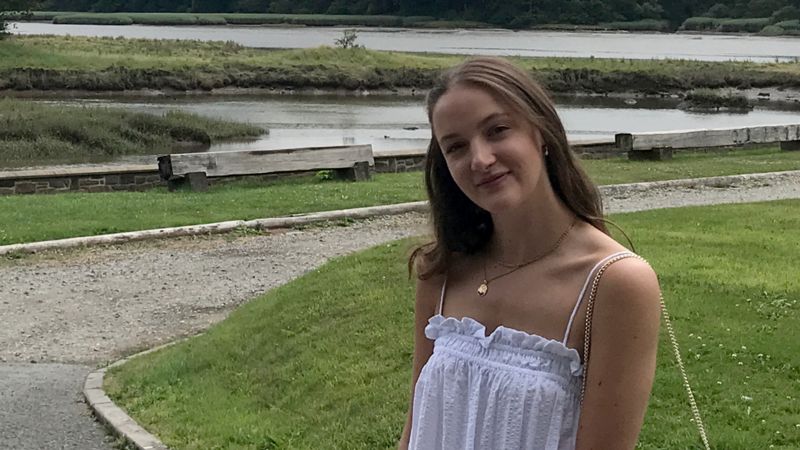 Flexible firms take break from fixed bank holidays - BBC News