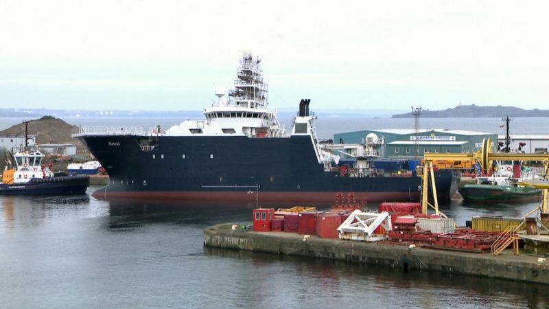Ship righted and afloat after toppling in Leith dry dock - BBC News