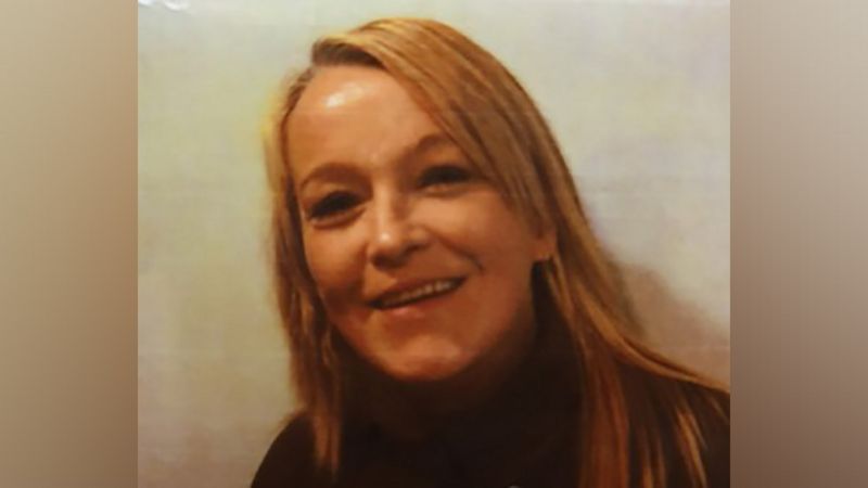 Appeal over man seen with missing woman in Glasgow - BBC News