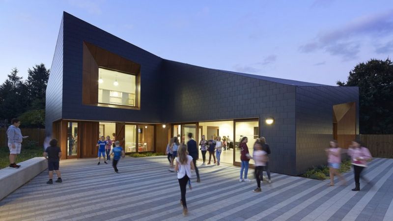 Rowan Atkinson's house among RIBA award winners - BBC News