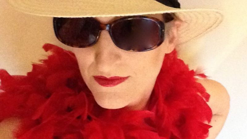 The rise of the romantic robot - BBC News