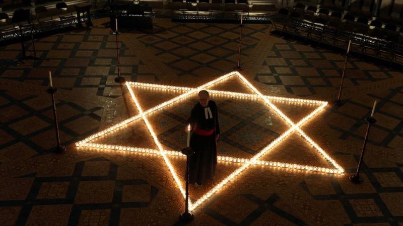 Holocaust Memorial Day: Portraits of last remaining UK survivors ...
