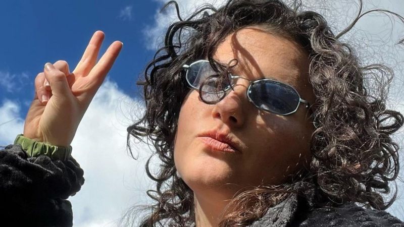 Georgia seeks al fresco ecstasy on her new album, Euphoric - BBC News