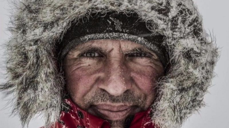 Army captain is first Briton to cross Antarctica solo - BBC News