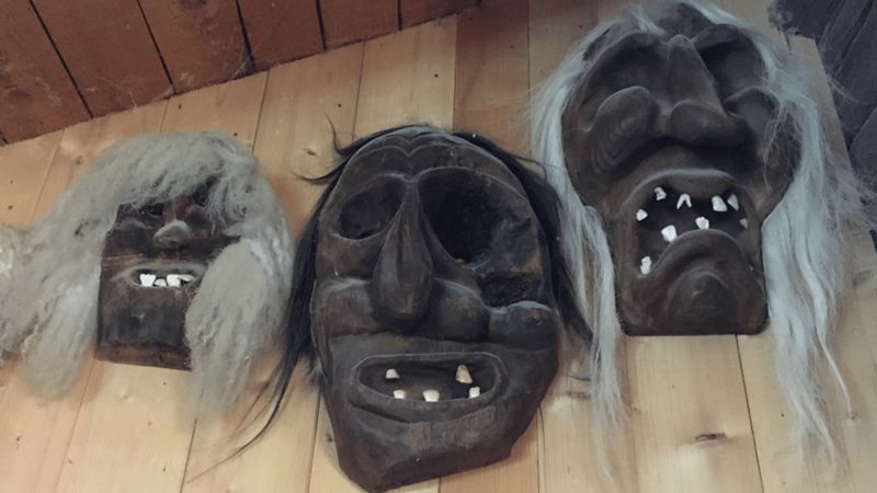 Masks come out in Swiss 'valley of monsters' - BBC News