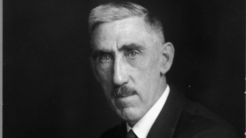 Sir Frank Gill: The engineer who created the 'nucleus' of the BBC - BBC ...