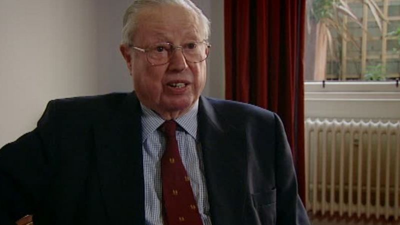 The man who really invented the cash machine - BBC News