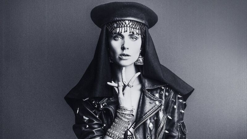 Meet MØ: The voice behind Spotify's most-streamed track - BBC News