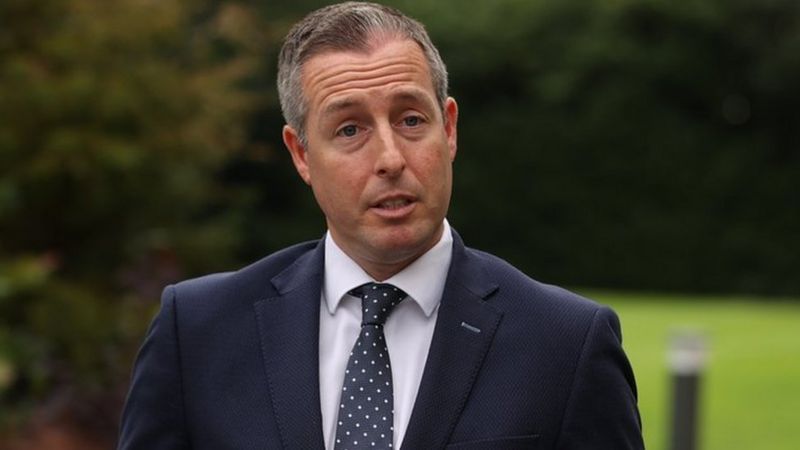 NI first minister stands down over Brexit deal - BBC Newsround