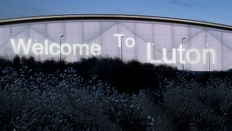 Kenilworth Road: The throwback Luton Town stadium hosting the Premier ...