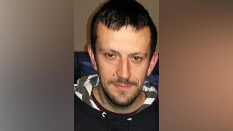 Inverness murder detectives in appeal over sightings of two men - BBC News