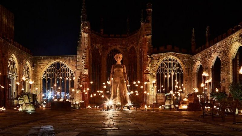 Giant Lady Godiva puppet to join Platinum Jubilee procession - BBC News
