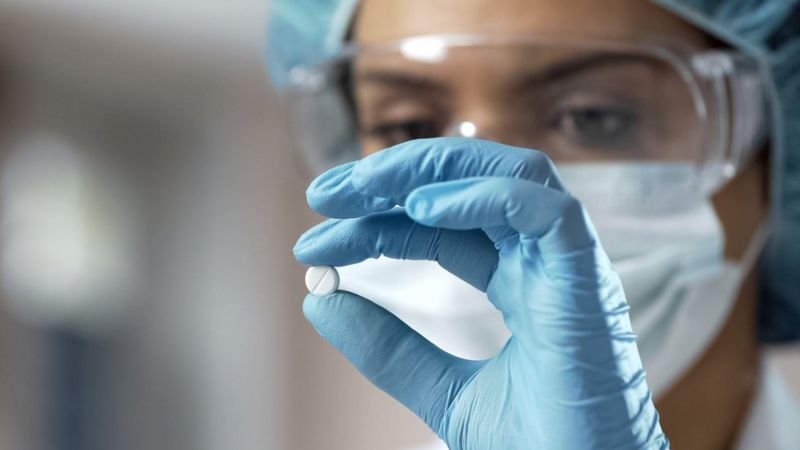 'Revolutionary' new class of cancer drugs approved - BBC News