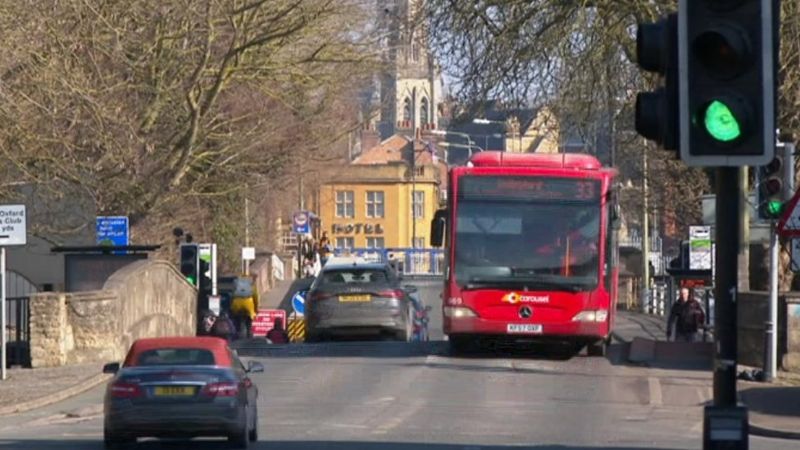 Oxford train station: Network Rail apologises for Botley Road closure ...