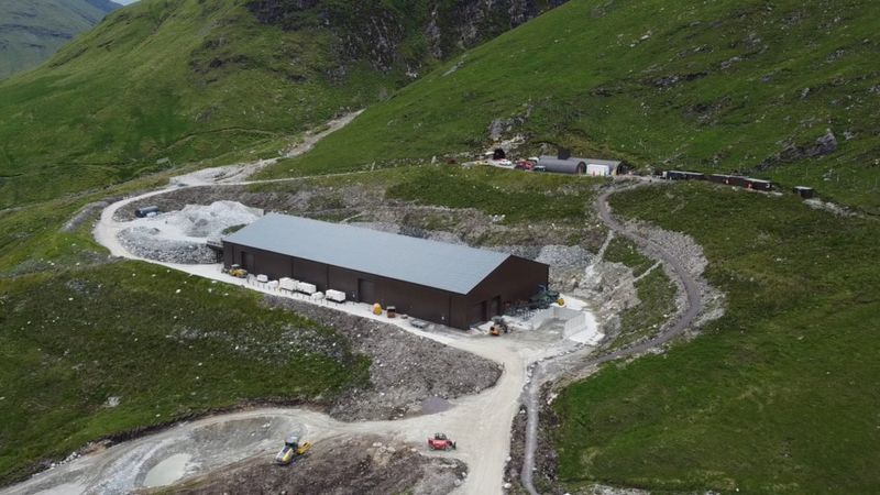 Extraction from Scotland's only gold mine ramped up - BBC News